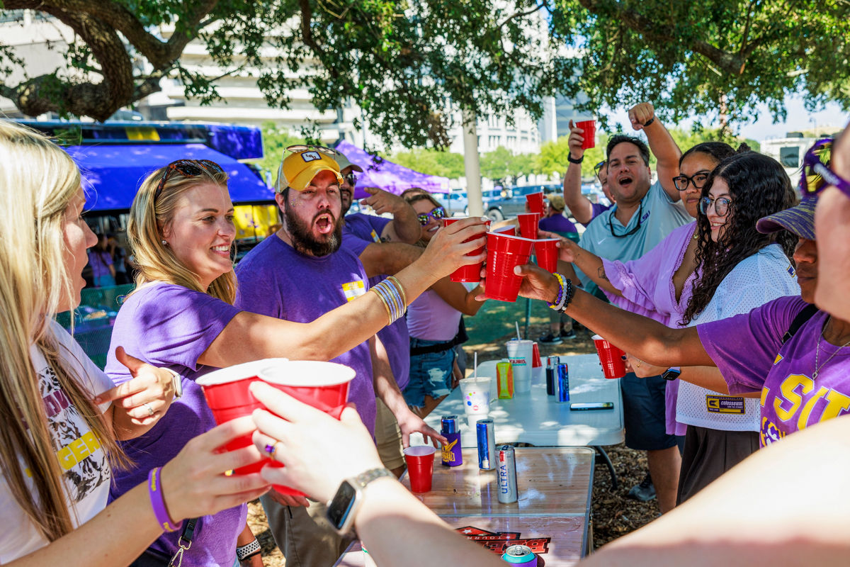 10 College Towns for Football Getaways